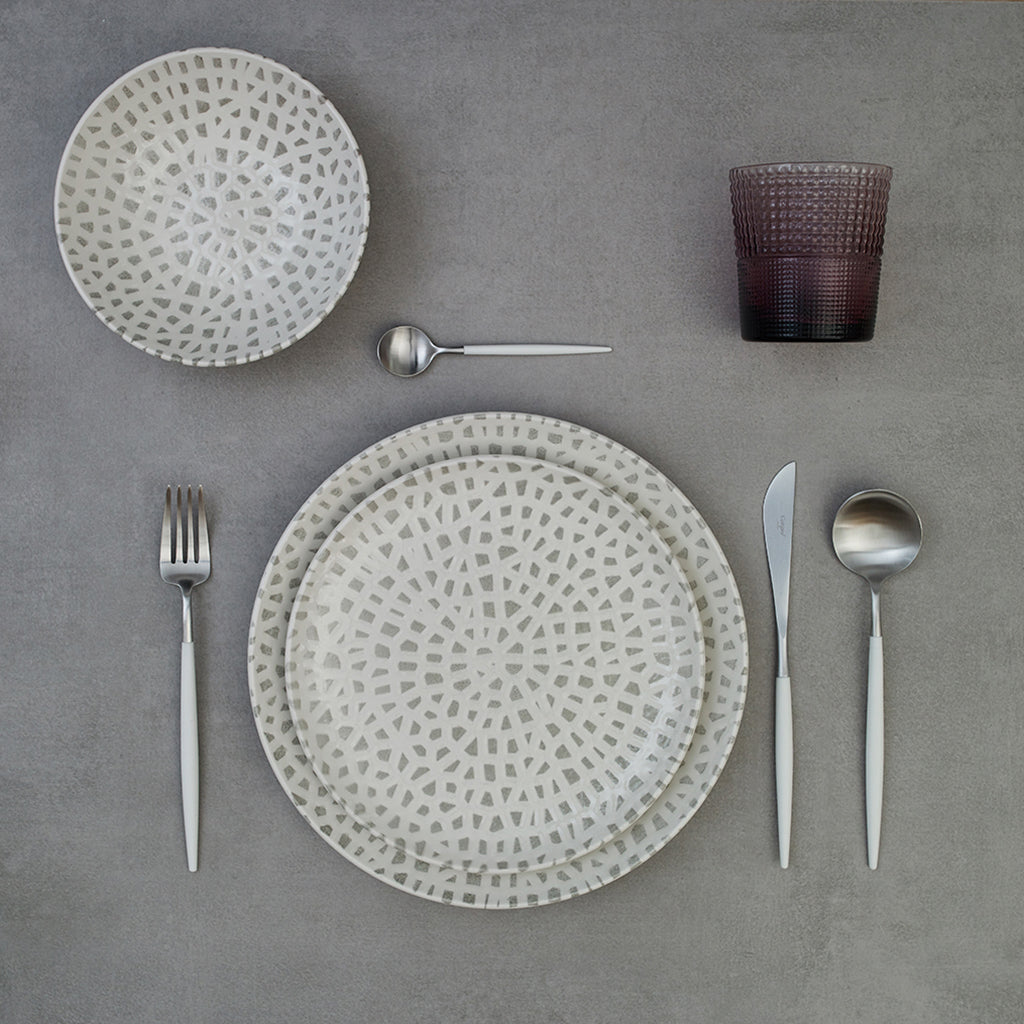 Cuberteria 4 piezas Cutipol Goa White – Bone & White